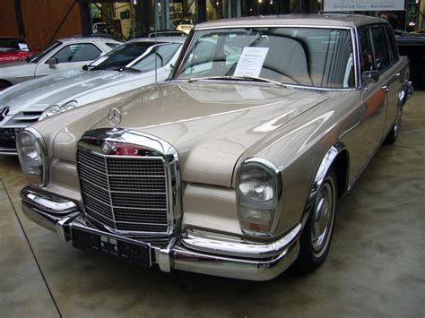 Mercedes w100