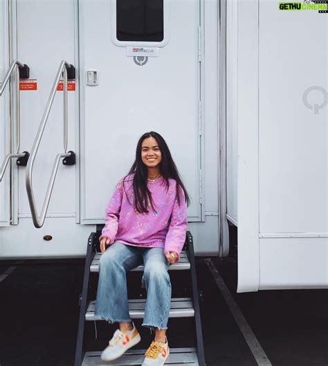 Sari Arambulo Wiki Biography Age Gallery Spouse And More