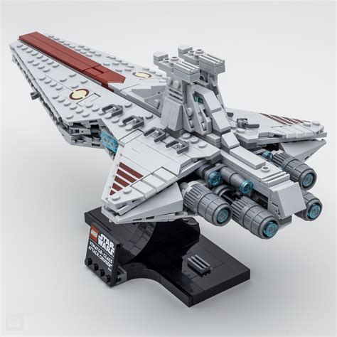 Très Vite Testé Lego Star Wars 75441 Venator Class Attack Cruiser