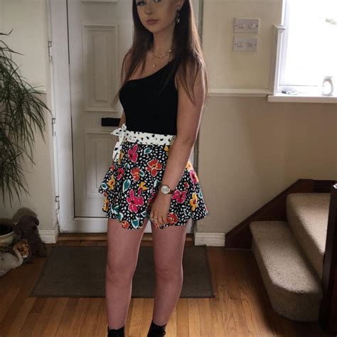 Topshop Floral Mini Skirt Size 6 Xs Worn Twice Depop