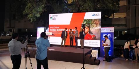 Peacock Solar On Linkedin Solarrooftop Solarproject Residentialsolar Sustainableenergy Awards