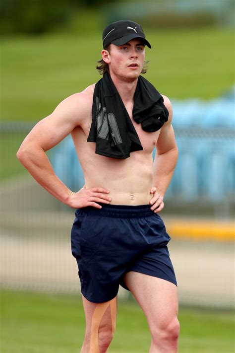 Every Spicy Pic Of Aussie Sprinter Rohan Browning We Could Find