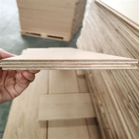Multi Layer Solid Wood Flooring Hardwood Oak Parquet Flooring