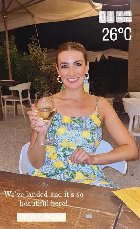 See Inside Irish Model Kerri Nicole Blancs Italian Wedding
