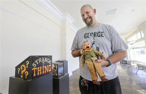 Photo Gallery George The Giants Strange Museum Of Oddities And Wonders