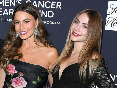 Sofía Vergara Y Joe Manganiello Pasión En Miami Telemundo