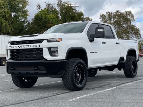 2023 Chevrolet Silverado 2500 Hd Wheel Offset Aggressive 1 Outside
