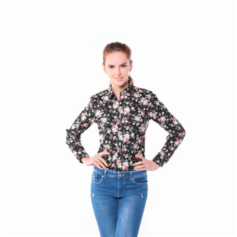 Stylelanka Dioufond Women Floral Long Sleeve Shirt