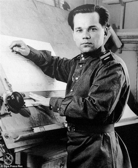 Mikhail Kalashnikov buried in cemetery for national heroes with full ...