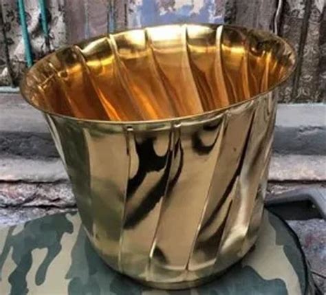 Brass Pot Planter At ₹ 2000piece Brass Planters In New Delhi Id