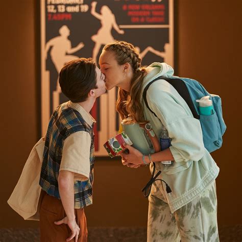 Tiny Guy Huge Girl Tv Tropes