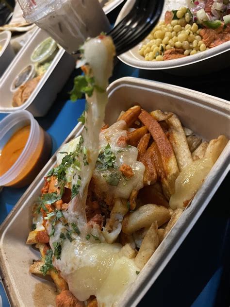 Eet By Maneet Chauhan At Disney Springs Is Now Open Chip And Company