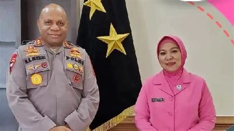 Mathius Derek Fakhiri Tribun