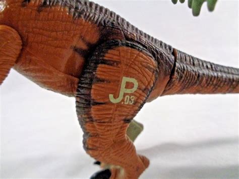 2 Vintage Jurassic Park Dinosaur Jp03 Raptor And Dilophosaurus Spitter