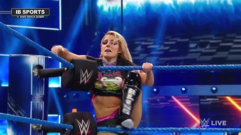 너나 잘하세요 기회를 날린 알렉사 블리스스맥다운 1046 네이버 Tv