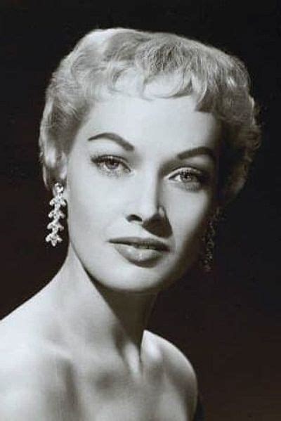 Cece Whitney About Entertainment Ie