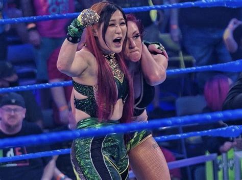 Pin By Crystal On Women Wrestlers 2 Wonder Woman Wrestler Superhero