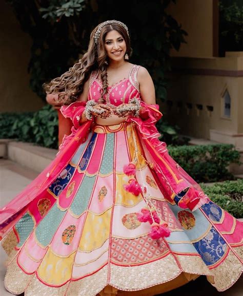 Mehndi Outfits Ideas
