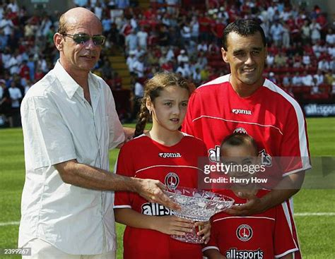 Clive Mendonca Photos And Premium High Res Pictures Getty Images