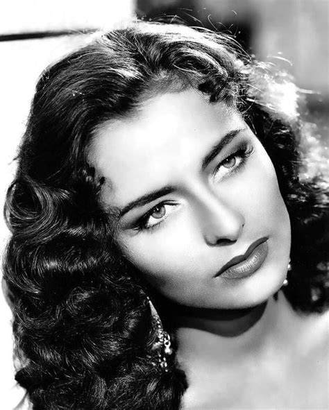 Marina Berti Osobnosti Cz