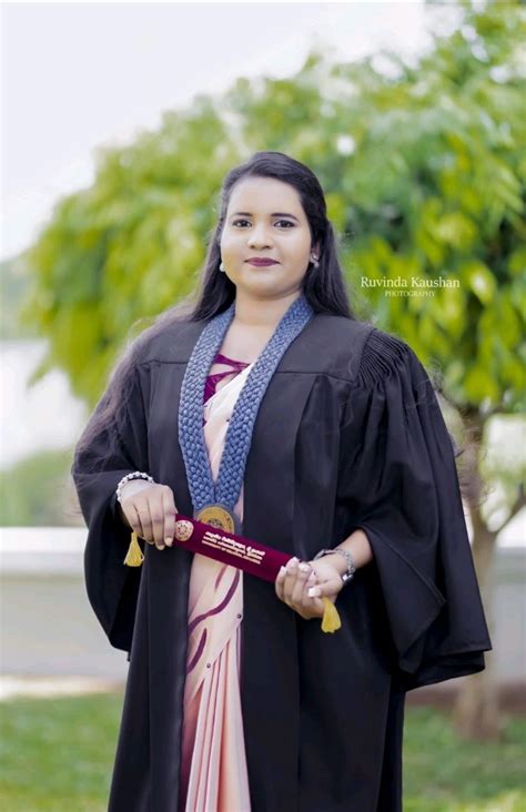 Nilmi Divanjana On Linkedin Officially Graduated With A Second Class Upper Division In Bachelor Of