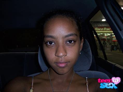 Packing Mouth And Pussy Of The Black Girlfriend Porn Pictures Xxx