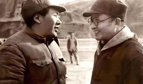 1949年9月30日，毛泽东以575票当选主席，距离 满票”缺了一票，周恩来找到 玩酷网