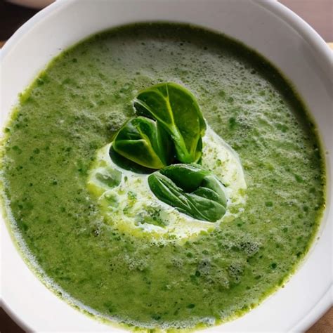 15 Minutes Creamy Spinach Soup Recipe A Delight Soup Chick