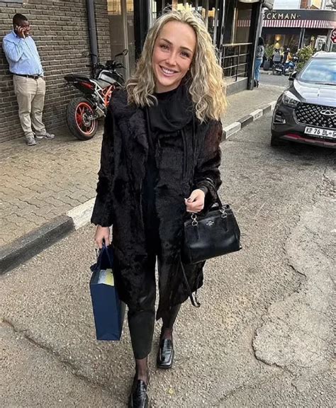 Όσκαρ Πιστόριους Η νέα του σύντροφος και η ομοιότητα με τη γυναίκα που δολοφόνησε ΦΩΤΟ ΕΙΔΗΣΕΙΣ