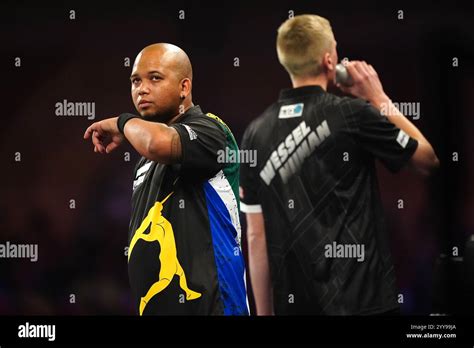 Cameron Carolissen Left In Action Against Wessel Nijman During The