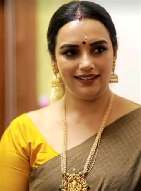 Shwetha Menon R Mallubabes
