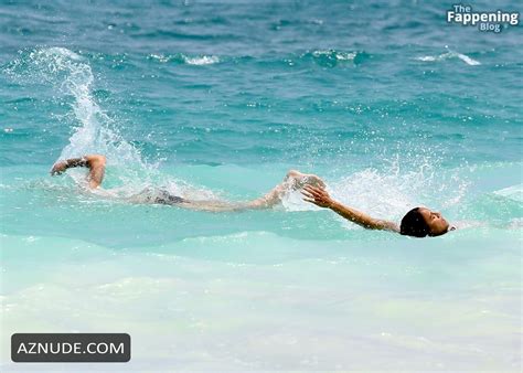 Carmen Vandenberg And Michelle Rodriguez Sexy Beach Day In Cancun Aznude
