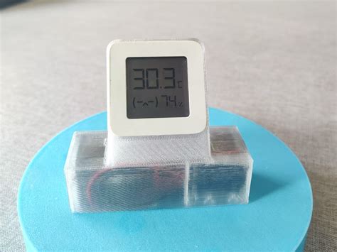 Xiaomi Bluetooth Thermometer 2 Modified For 18650 Battery Power Desktop Tilt Display Version
