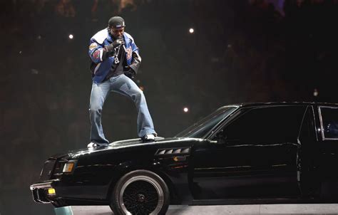 Kendrick Lamar Revivez Son Concert à La Mi Temps Du Super Bowl