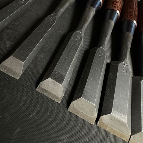 Sukemaru Bench Chisels Set 2 By Usui Yoshio With Cassia Siamea Handle