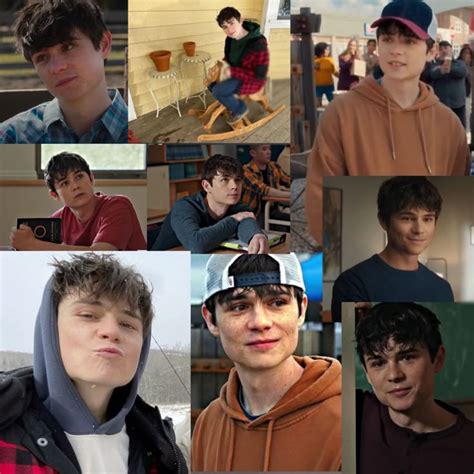 Alex Walter Wallpaper Cute Actors Brown Hair Cartoon Cute Guys