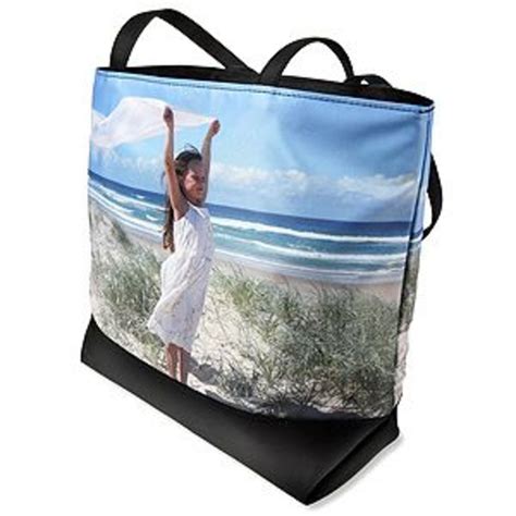 Bags Object Detection Model By Personbaggage Dataset