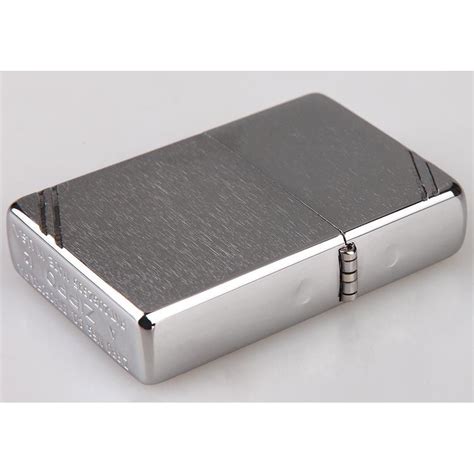 Zippo Vintage With Slashes Brushed Chrome