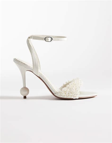 Asos Design Nixie Elfenbensvita Barely There Sandaler Med Hög Klack Med Kula Och Pärlor Asos