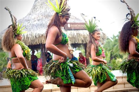 Tahiti People And Culture