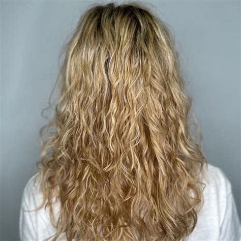 Everything You Need To Know About Hair Bleaching – KLAIYI