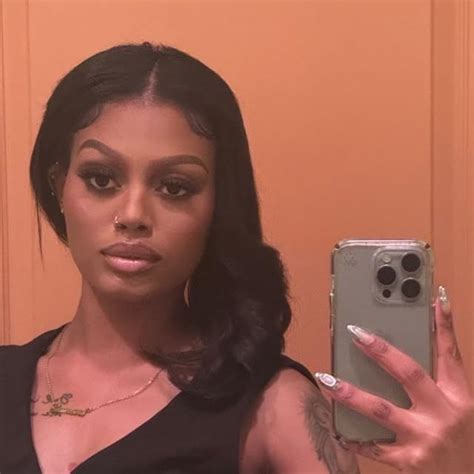 Laylay Miss Solay • Threads Say More