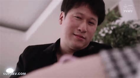 Momonogi Kana A Runaway College Student Was Treated As A Sex Slave