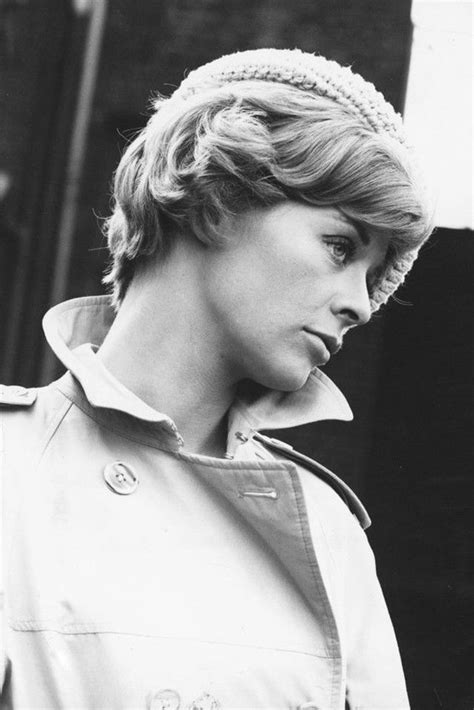 30 Amazing Black And White Photos Of A Very Young And Lovely Susannah