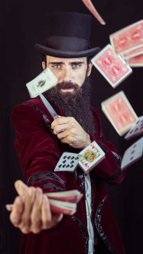 Famous Card Magician
