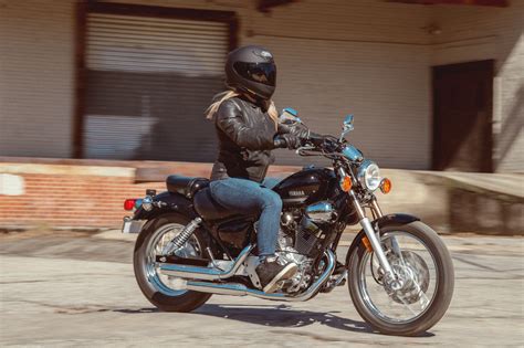 Yamaha 250 V Star Specs