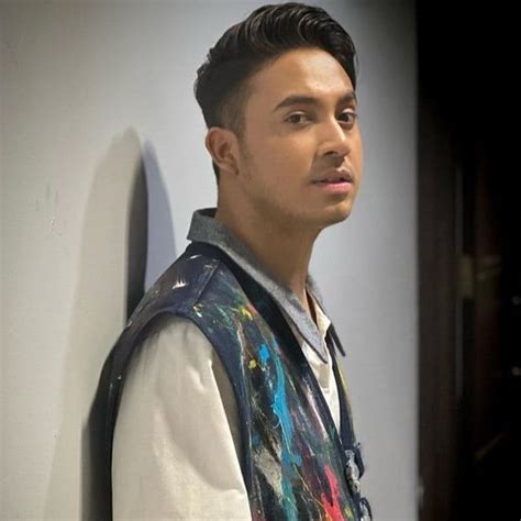 Biodata Lengkap Profil Gunawan Lida Terbaru Artis Dangdut