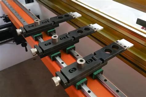 Dx Pb 300t 3200 Electro Hydraulic Servo Cnc Plate Press Brake Bending