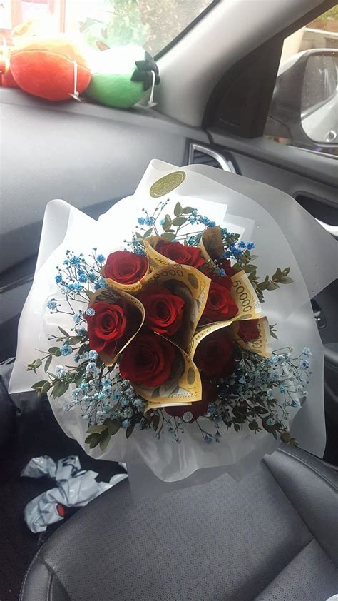 Heejun 결혼기념일 선물~ 와이프 좋아하겠지 Facebook