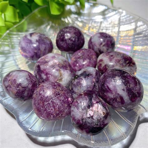 Lepidolite Meaning Healing Properties And Crystal Uses